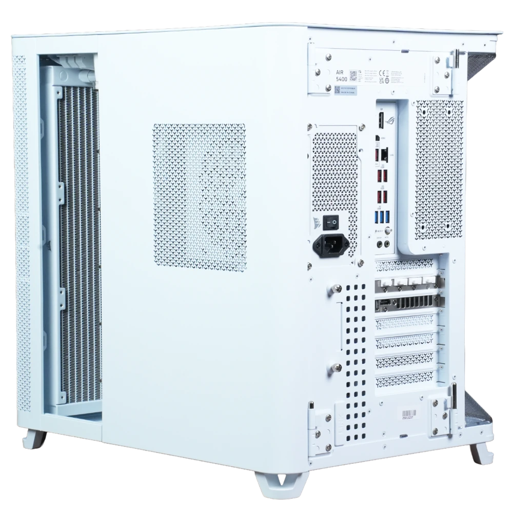 Epical-Q Privateer-W Gold IV Ryzen 9 9950X3D Nvidia RTX 5090